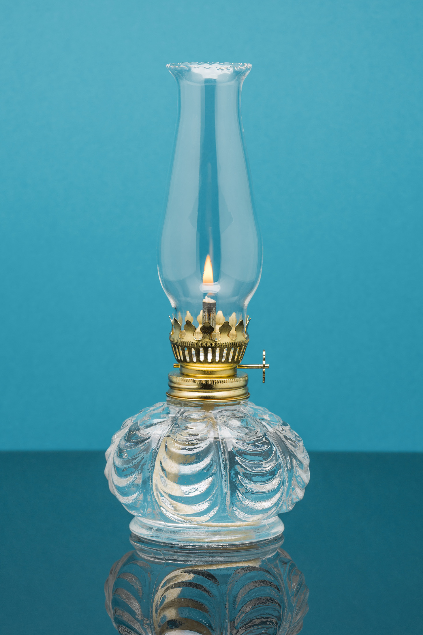 Quinqués de aceite de parafina Mod. M-4400, 4600-D y 4700